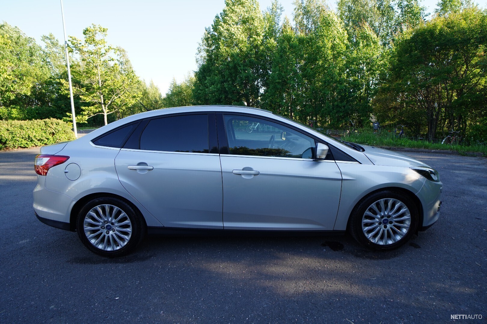 Ford Focus kokemuksia - Lue käyttäjien autoarvostelut - Nettiauto