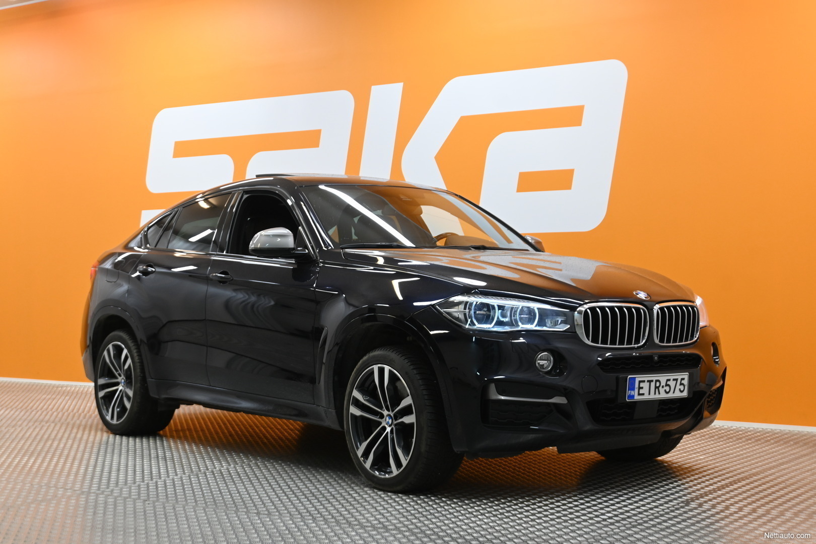 BMW X6 F16 M50d M-Sport ** Merkkihuollettu / Webasto / Adapt.vakkari ...