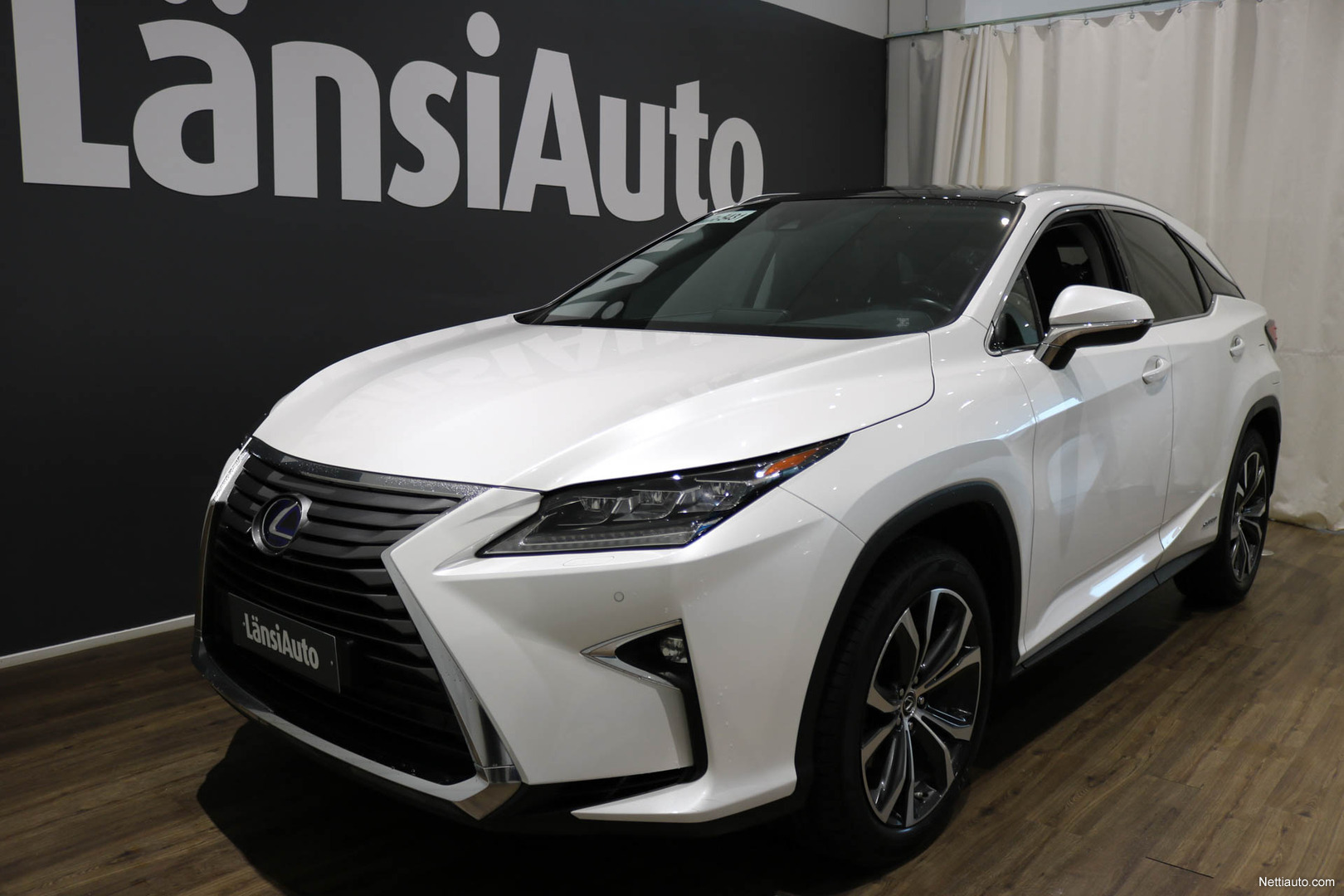 Lexus RX 450h Hybrid 4WD A Executive ** Lexus Navigation -järjestelmä - Adaptiivinen ...