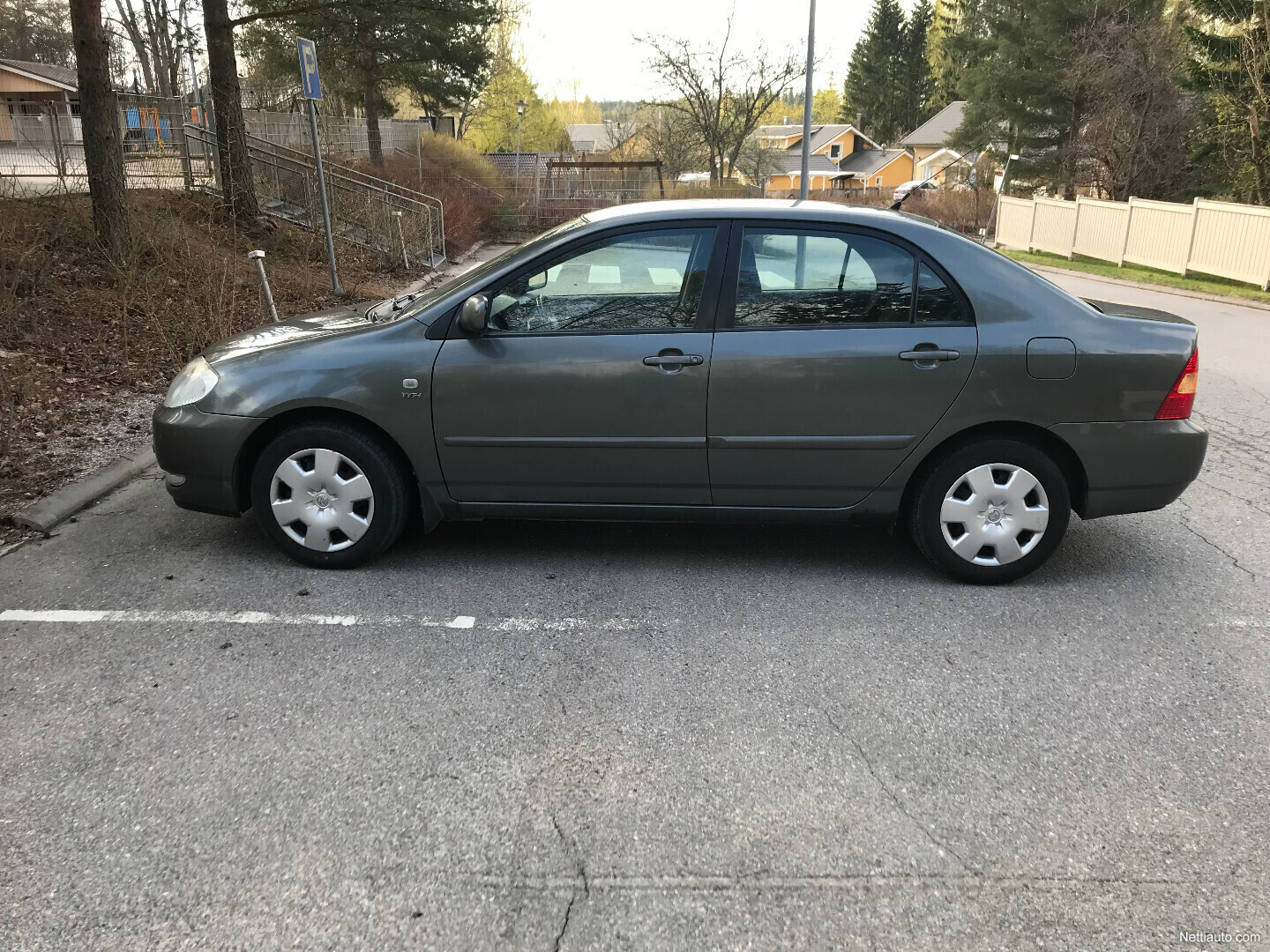 Toyota Corolla 1.6 4d Sol Porrasperä 2002 - Vaihtoauto - Nettiauto