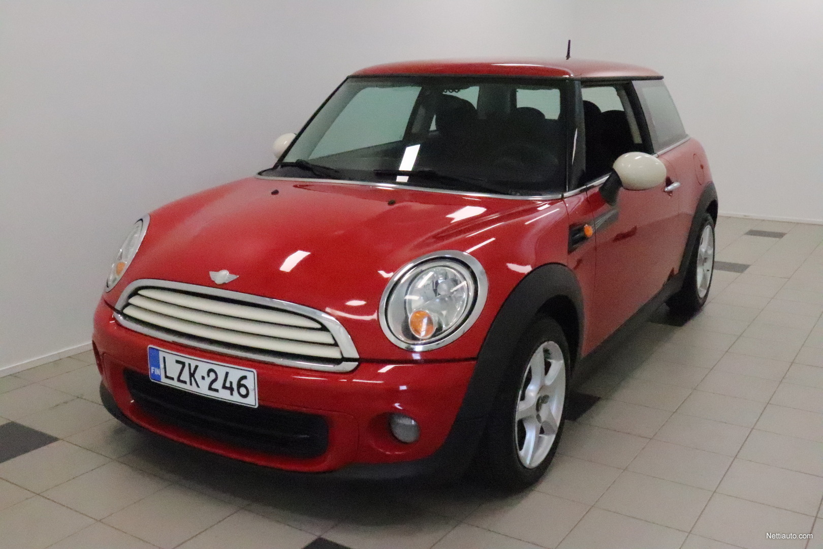 Mini One 55 kW MINIMALIST R56 Hatchback - Pieni suuri MINI Viistoperä ...