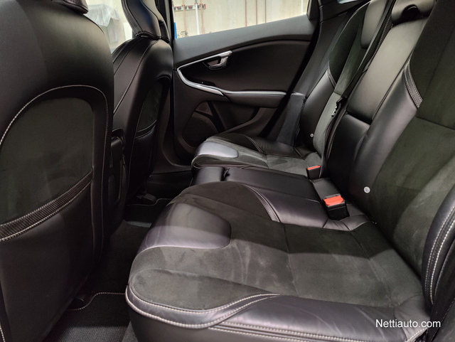 Volvo V40 D4 R-Design Aut Webasto, Navigointi, Led-ajovalot, Yms, *Vaihto/Rahoitus* Viistoperä ...