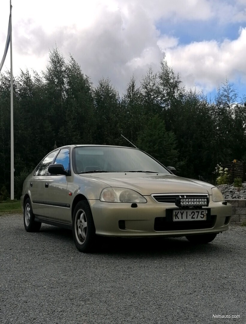 Honda Civic 1.4i S 4d Porrasperä 2000 - Vaihtoauto - Nettiauto
