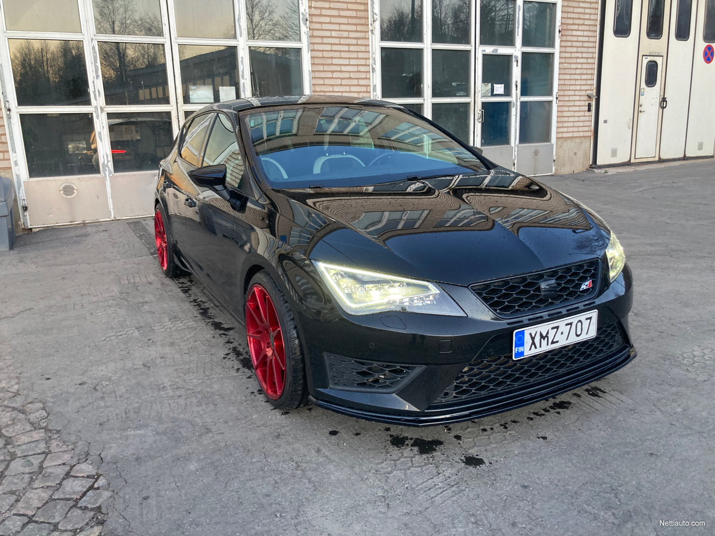 Seat Leon 2,0 TSI 290 - DSG Cupra Rahoitus alkaen 2,49 % Viistoperä ...
