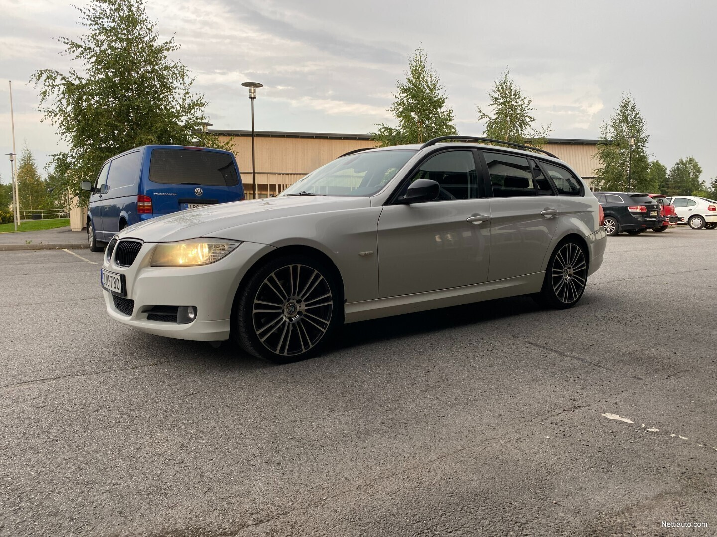 BMW 320 E91 Touring *Facelift Farmari 2009 - Vaihtoauto - Nettiauto