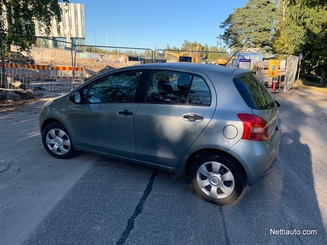 Toyota Yaris Toyota 5D Yaris MPV 1.3 Viistoperä 2006 - Vaihtoauto ...