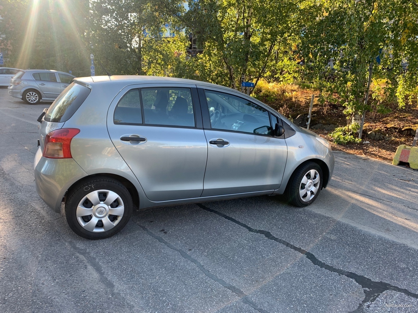 Toyota Yaris Toyota 5D Yaris MPV 1.3 Viistoperä 2006 - Vaihtoauto ...
