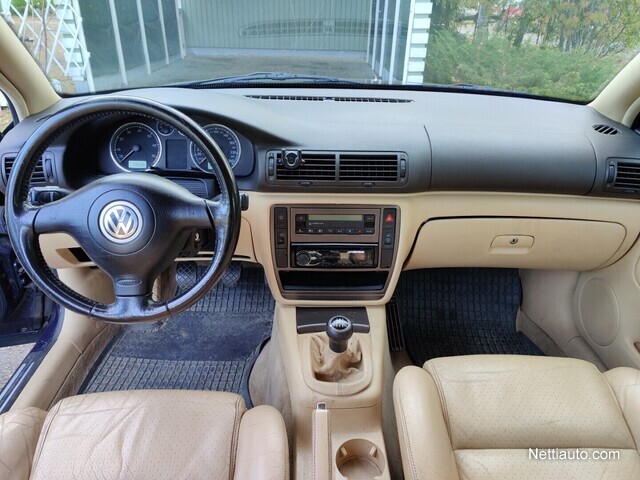 Volkswagen Passat 2.3 VR5 20V Variant Trendline Farmari 2002 ...