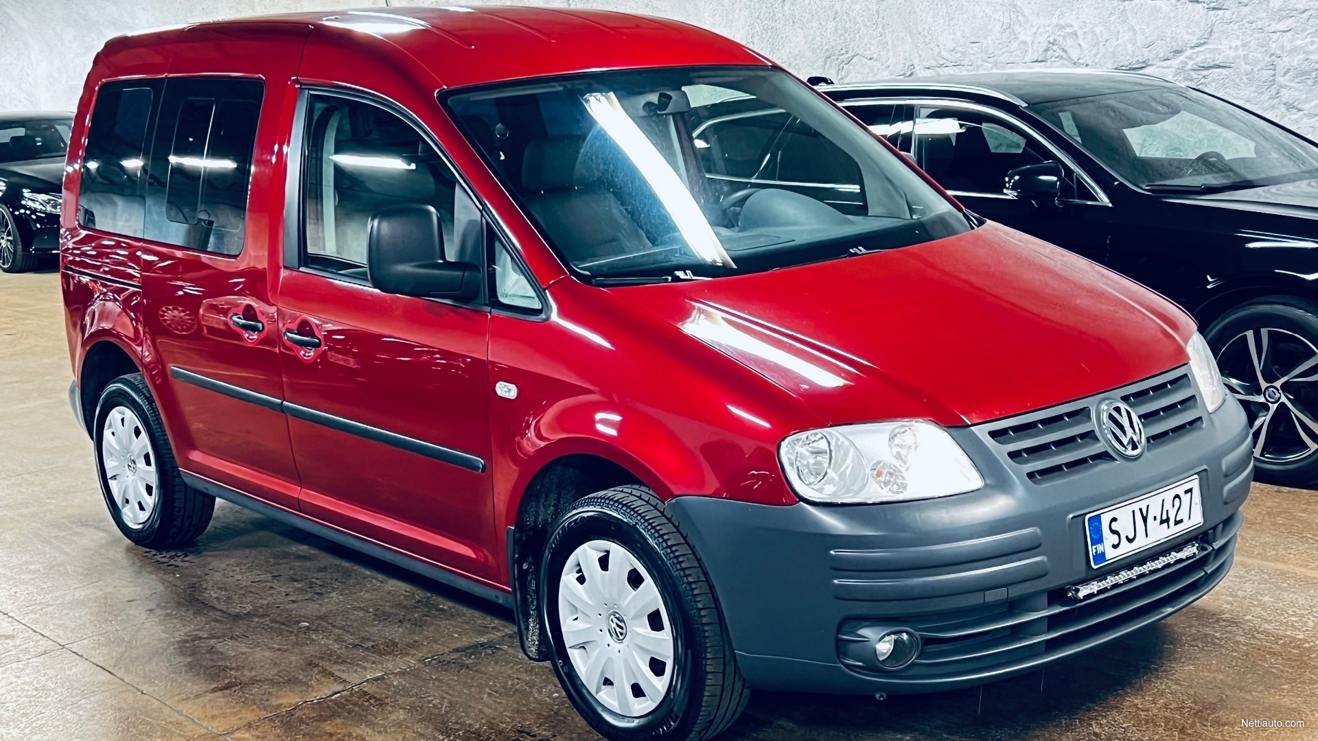 Volkswagen Caddy Life 1,6 75 kW, Suomi auto! Ilmastointi! Koukku! Hieno ...