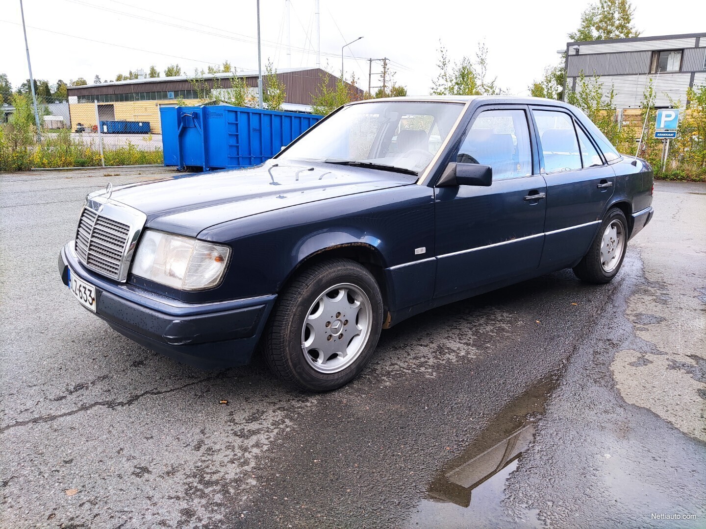 Mercedes-Benz 230 E124 Myydään huutokaupassa Porrasperä 1989 ...