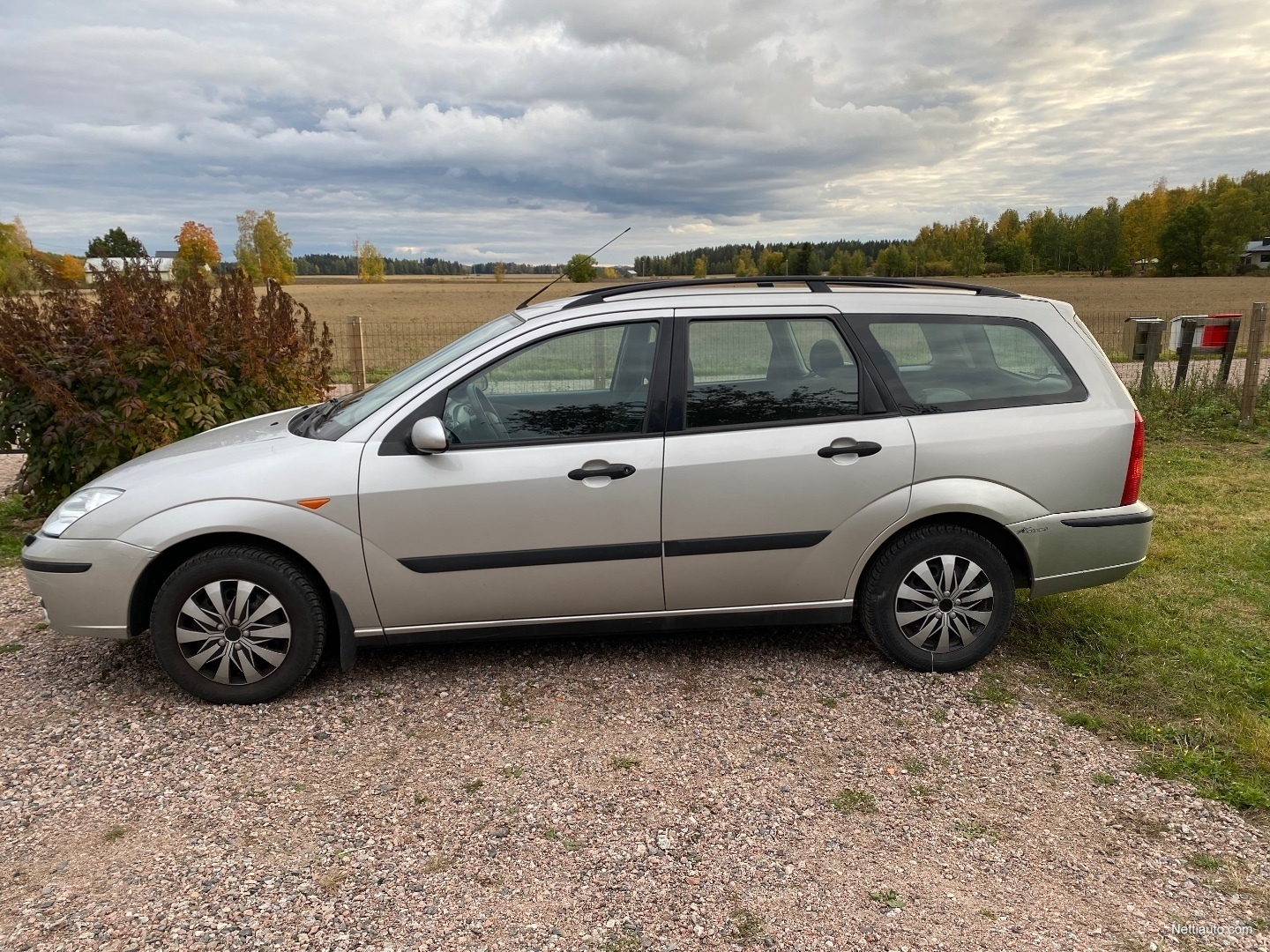Ford Focus 1.6 Ambiente STW Farmari 2003 - Vaihtoauto - Nettiauto