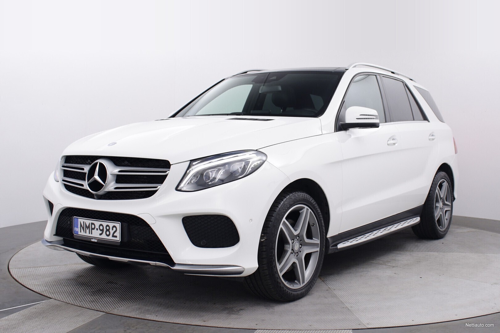 Mercedes-Benz GLE 250 d 4Matic *AMG-line*Panorama*360 kamera*Navi ...