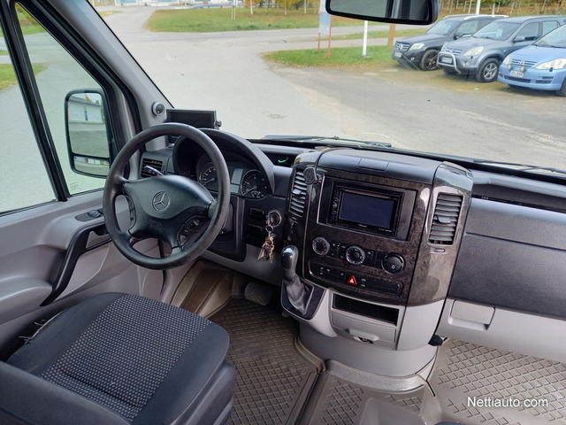Mercedes-Benz Sprinter 318CDI extrapitkä, 5-paikkanen matkailuauto ...
