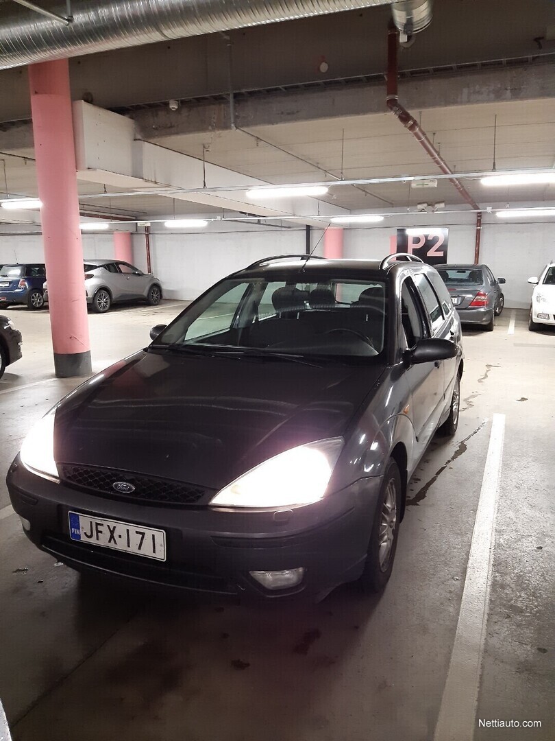 Ford Focus 1.6 Ghia STW Farmari 2004 - Vaihtoauto - Nettiauto