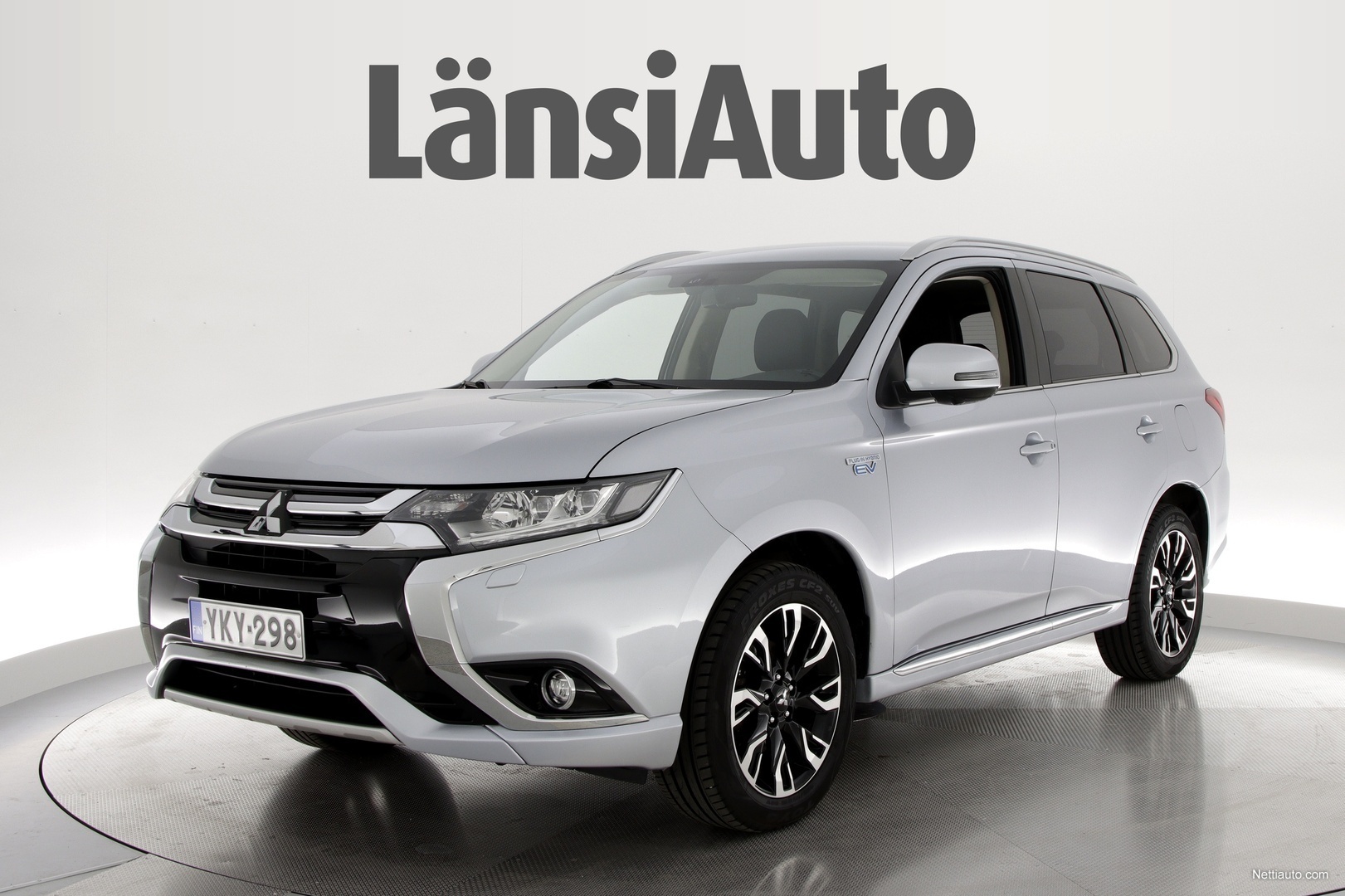 Mitsubishi Outlander PHEV 2,0 MIVEC Intense CVT 4WD 5P Business / Koukku / ACC / 360kamera ...