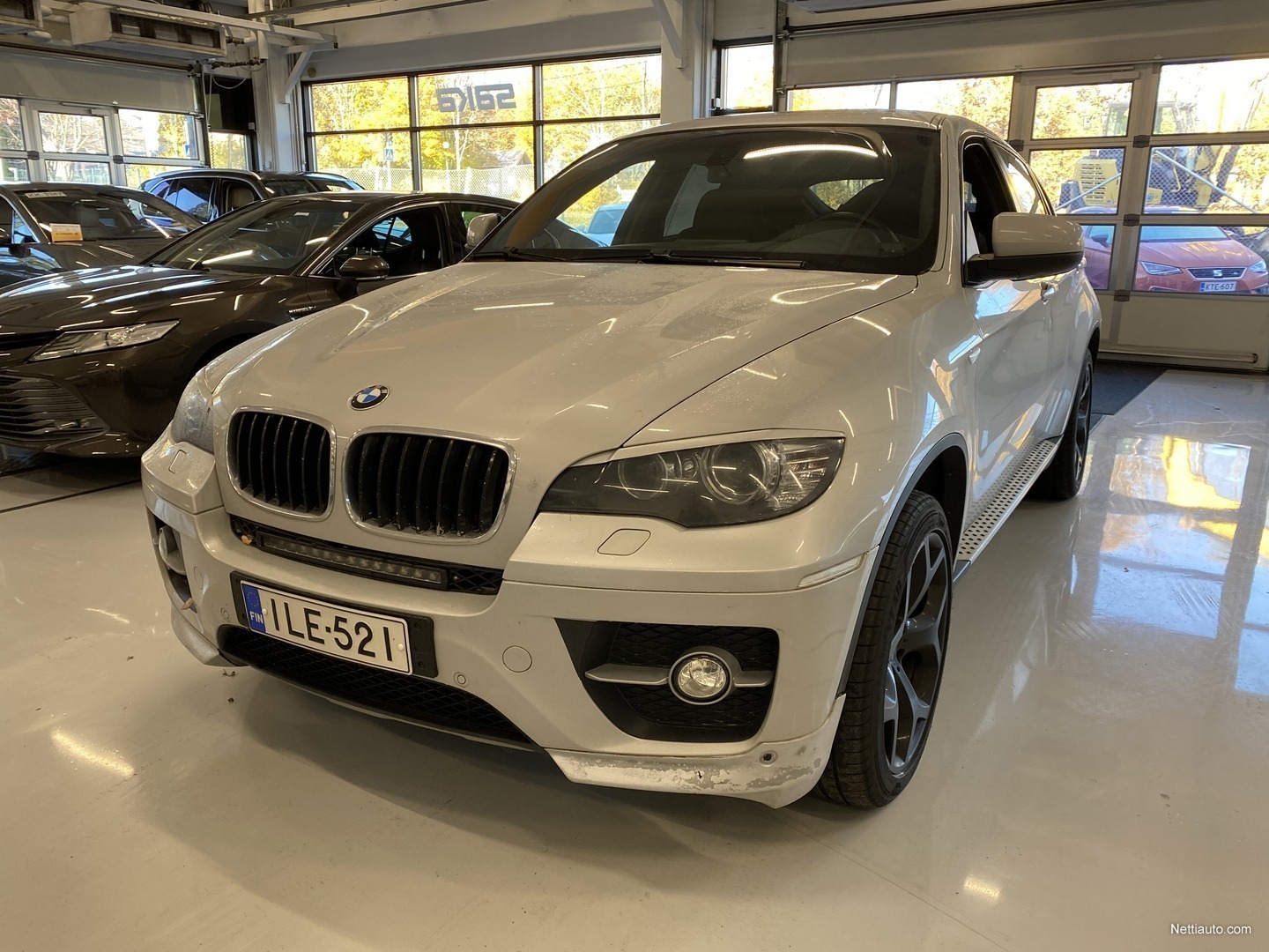 BMW X6 40d A E71 SAV ** Prof. Navi / P.Kamera / Vakkari / Ilmastoidut Muistipenkit ** Maastoauto ...
