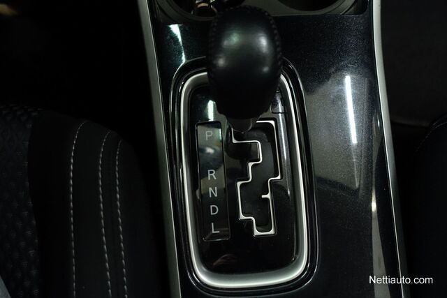 Mitsubishi Outlander 2,2 DI-D Instyle AT 4WD 7P Business / Lämmitettävä ...