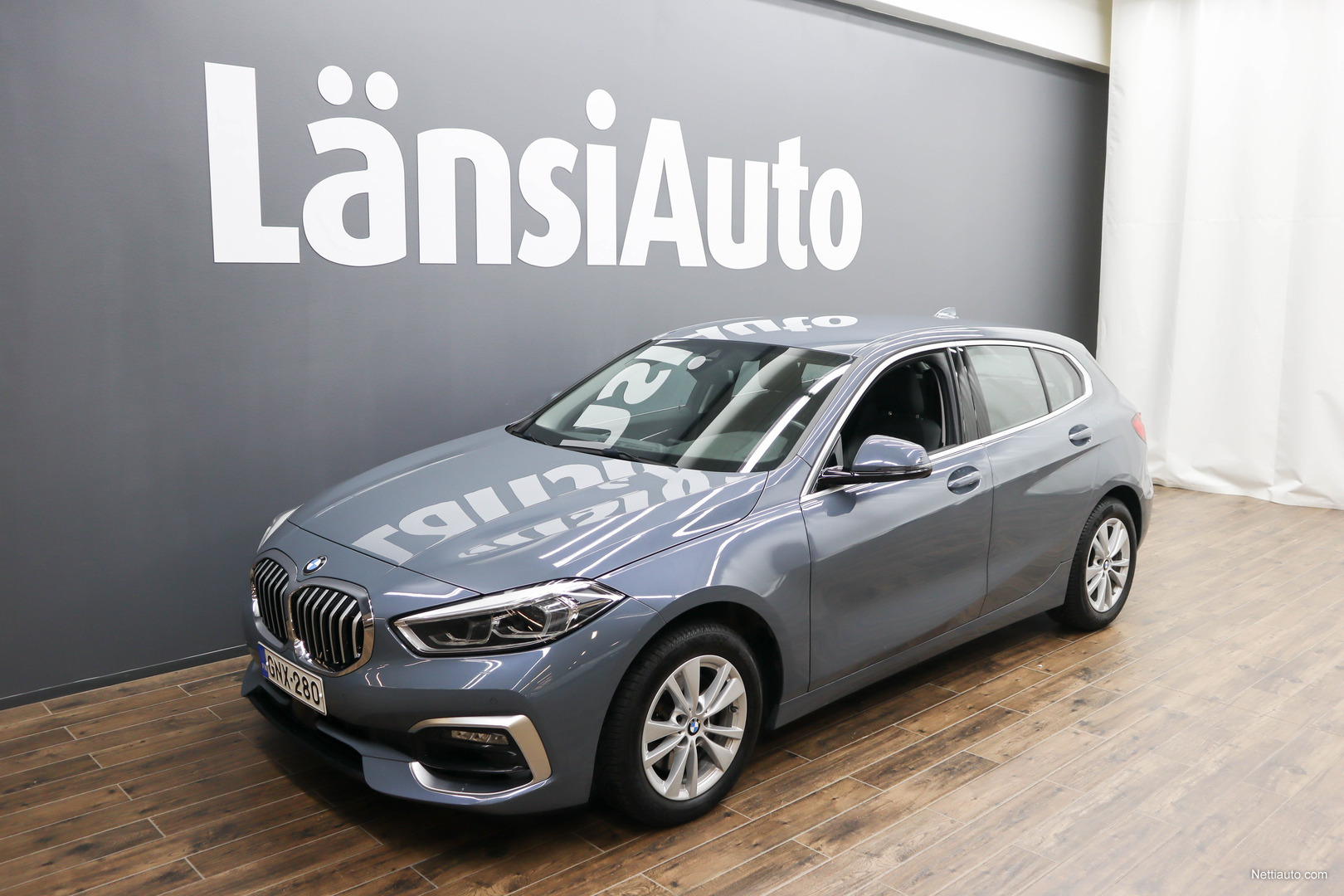 BMW 118 F40 Hatchback 118i A Business Luxury ** Suomi-auto - Merkkihuollettu - 1. omistaja - LED ...