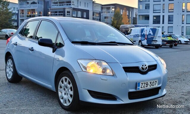 Toyota Auris 1,4 D-4D 5ov Linea Terra Viistoperä 2008 - Vaihtoauto - Nettiauto