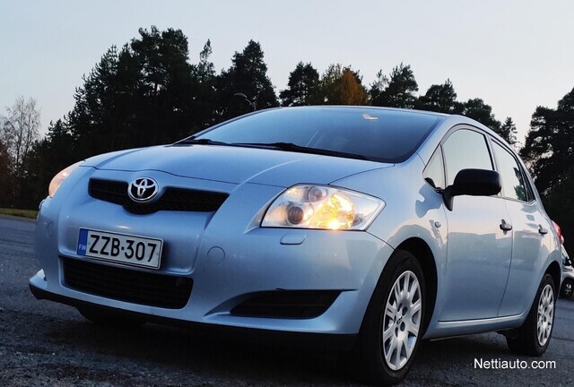 Toyota Auris 1,4 D-4D 5ov Linea Terra Viistoperä 2008 - Vaihtoauto - Nettiauto
