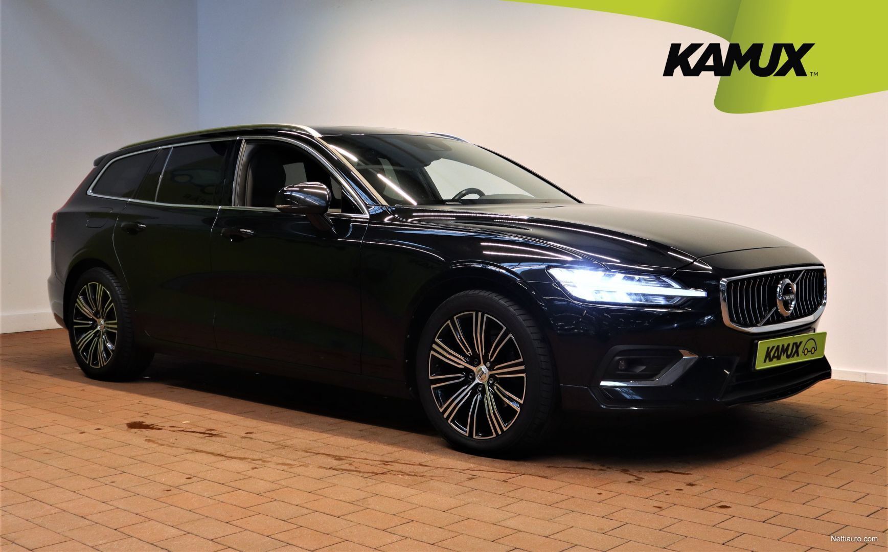 Volvo V60 D4 Inscription | VOC | Vetokoukku | Panorama | 190hv ...