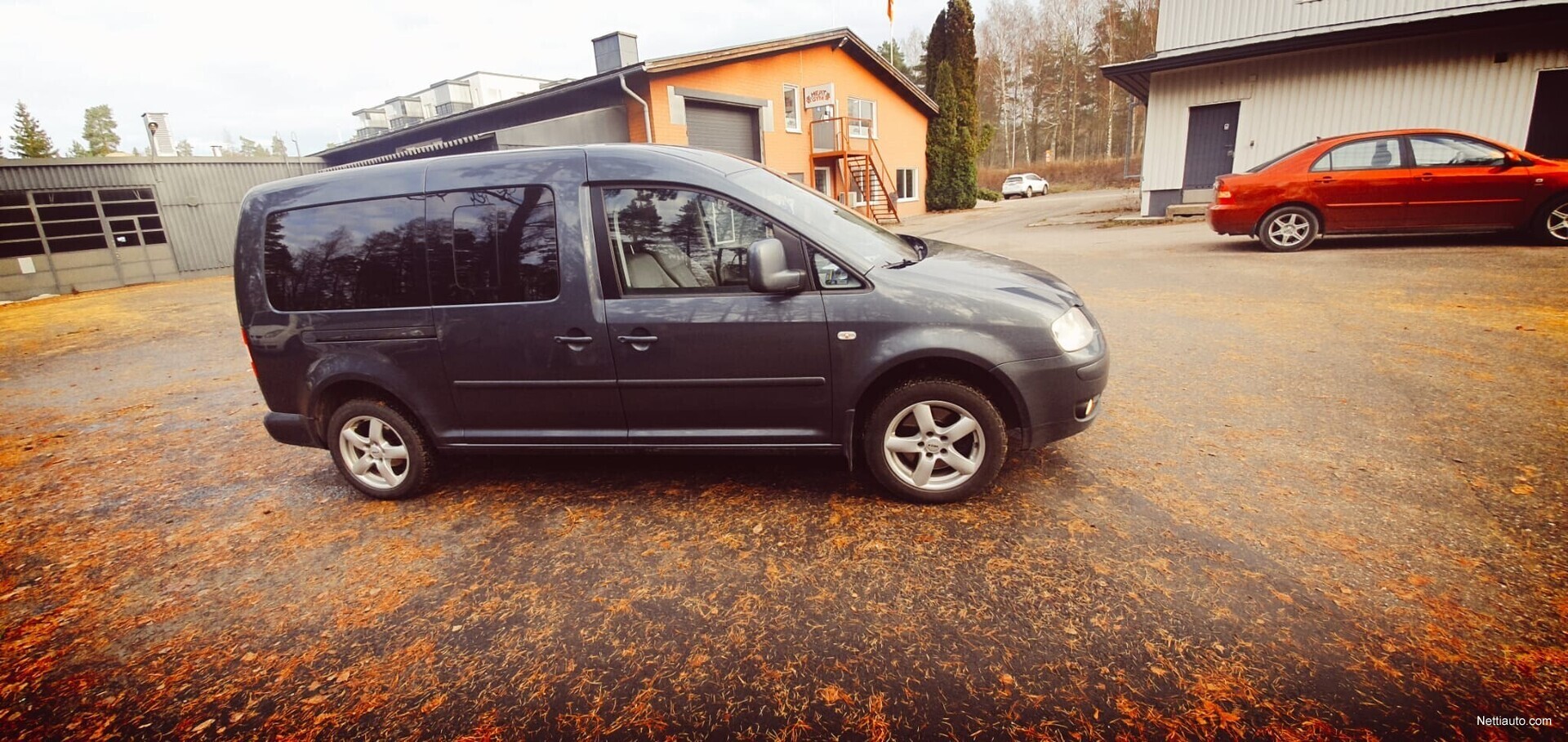 Volkswagen Caddy Maxi 1,9 TDI 77 kW DSG-autom. Life Viistoperä 2010 ...