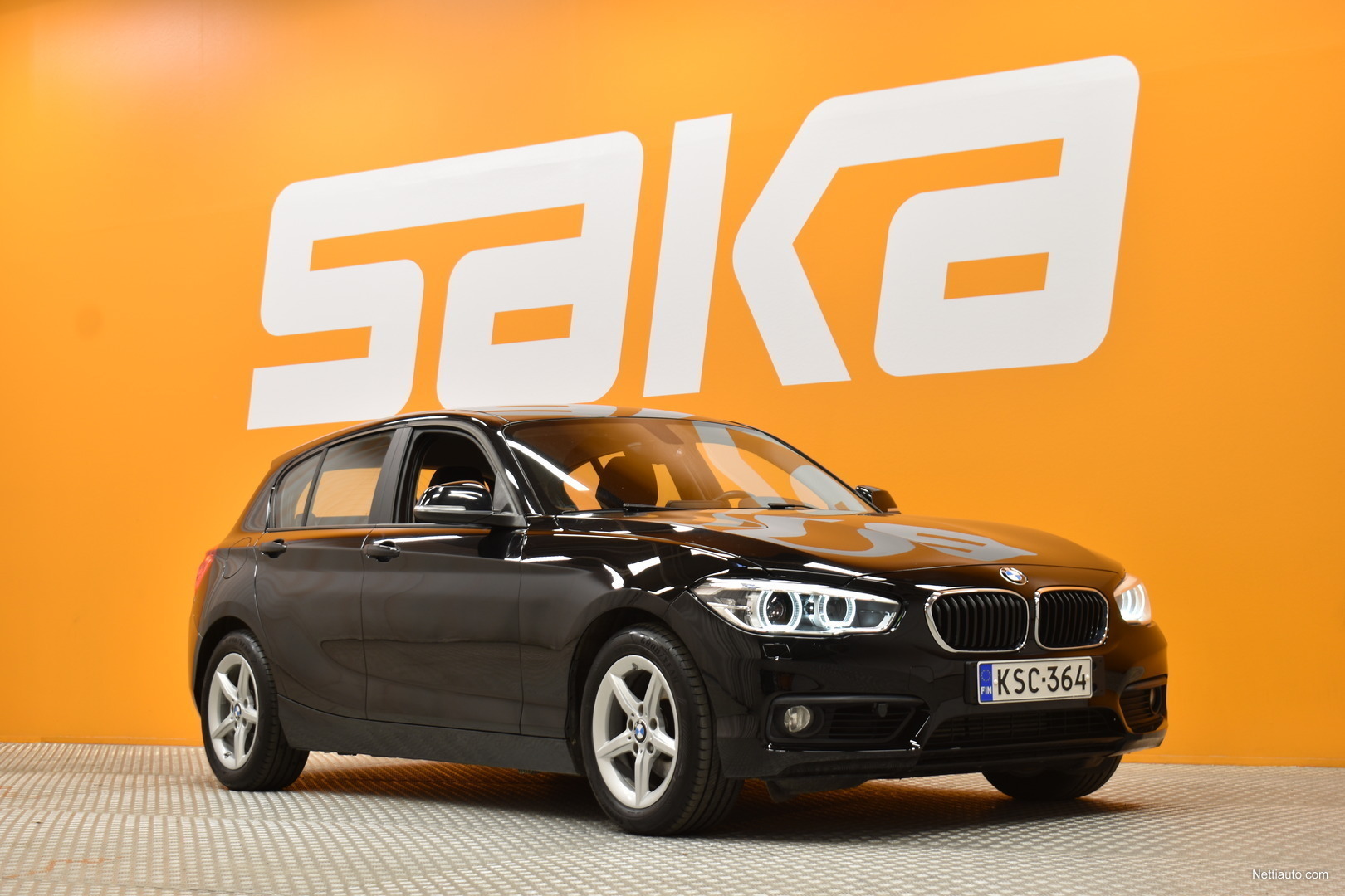BMW 118 F20 Hatchback 118i A Business ** Facelift / Suomi-auto / Vetokoukku / LED-ajovalot / P ...