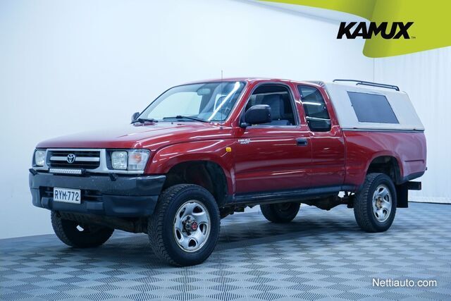 Toyota Hilux N170 Xtra Cab 2,4TD 4WD // Sis. ALV / Pa-lisälämmitin / 2 ...