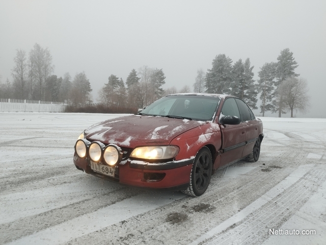 Opel Omega 2.0i 4d GL 2.0 8v manuaali lukkoperällä Porrasperä 1999 ...
