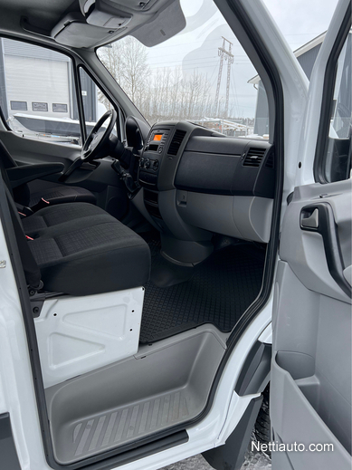Mercedes-Benz Sprinter 214CDI RWD-3,19/37 KB keskipitkä A2 ...