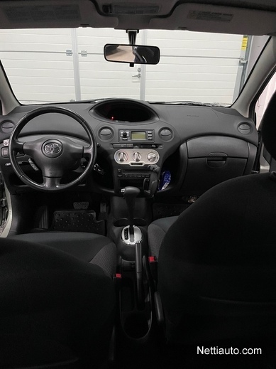 Toyota Yaris 1.3 VVT-i 5d A Linea Sol Viistoperä 2004 - Vaihtoauto ...