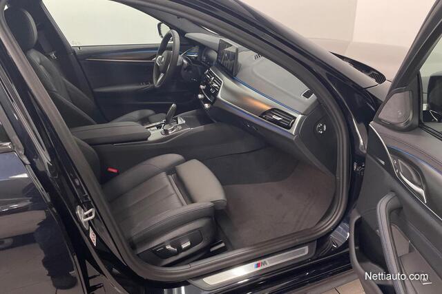 BMW 545 G30 Sedan 545e xDrive A Charged Edition M Sport // Heti ...