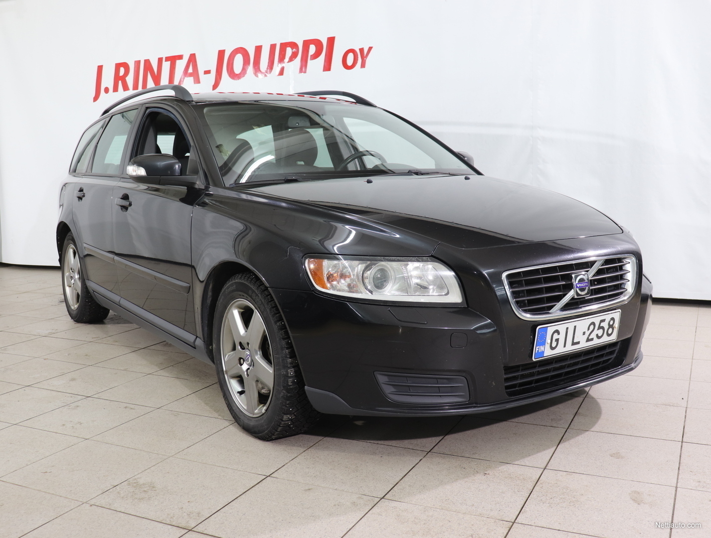 Volvo V50 2,0D (136 hv) Kinetic man - Lohko ja sisätilanlämmitin, 2xrenkaat Farmari 2009 ...