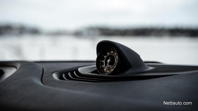 Porsche Taycan Turbo S / Exclusive Design / Night Vision / InnoDrive ...