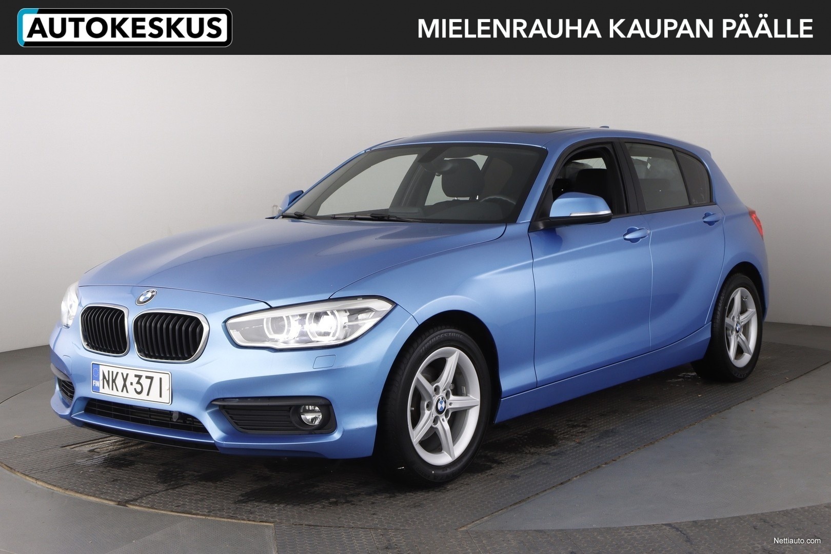 BMW 118 1-sarja 118 F20 Hatchback 118i A Business ** Avattava lasikattoluukku / Lämmitettävä ...