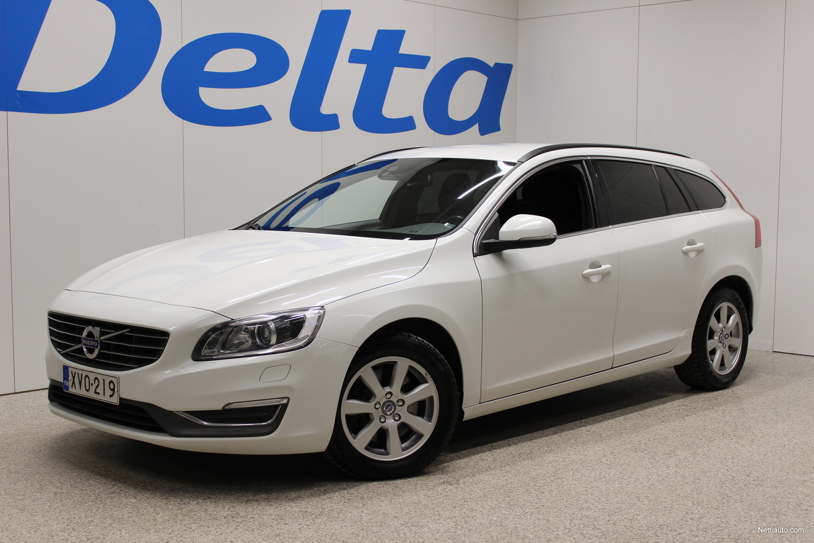 Volvo V60 D4 AWD Business Edition aut *Tähän autoon korko 3,49%+kulut ...