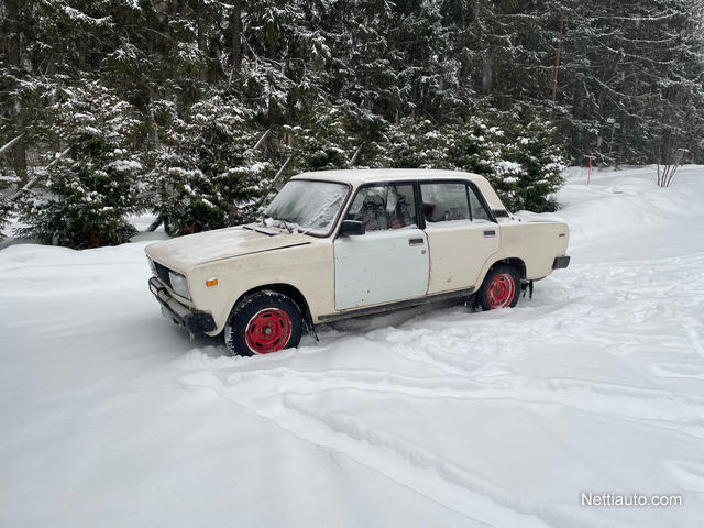 Lada 1500 Sedan 1990 - Used vehicle - Nettiauto