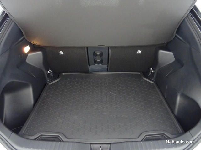 Toyota Yaris Cross 1,5 Hybrid Intense *Plus-paketti* - *Toyota Approved ...