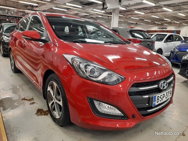 Hyundai i30 Wagon 1,6 7DCT-aut. Comfort - Lämmitettävä ohjauspyörä ...