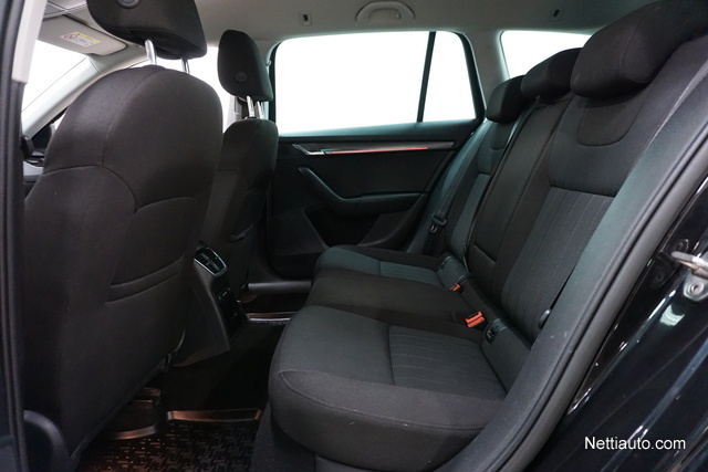 Skoda Octavia Combi 2,0 TSI 190 4x4 Style BusinessLine DSG Autom ...