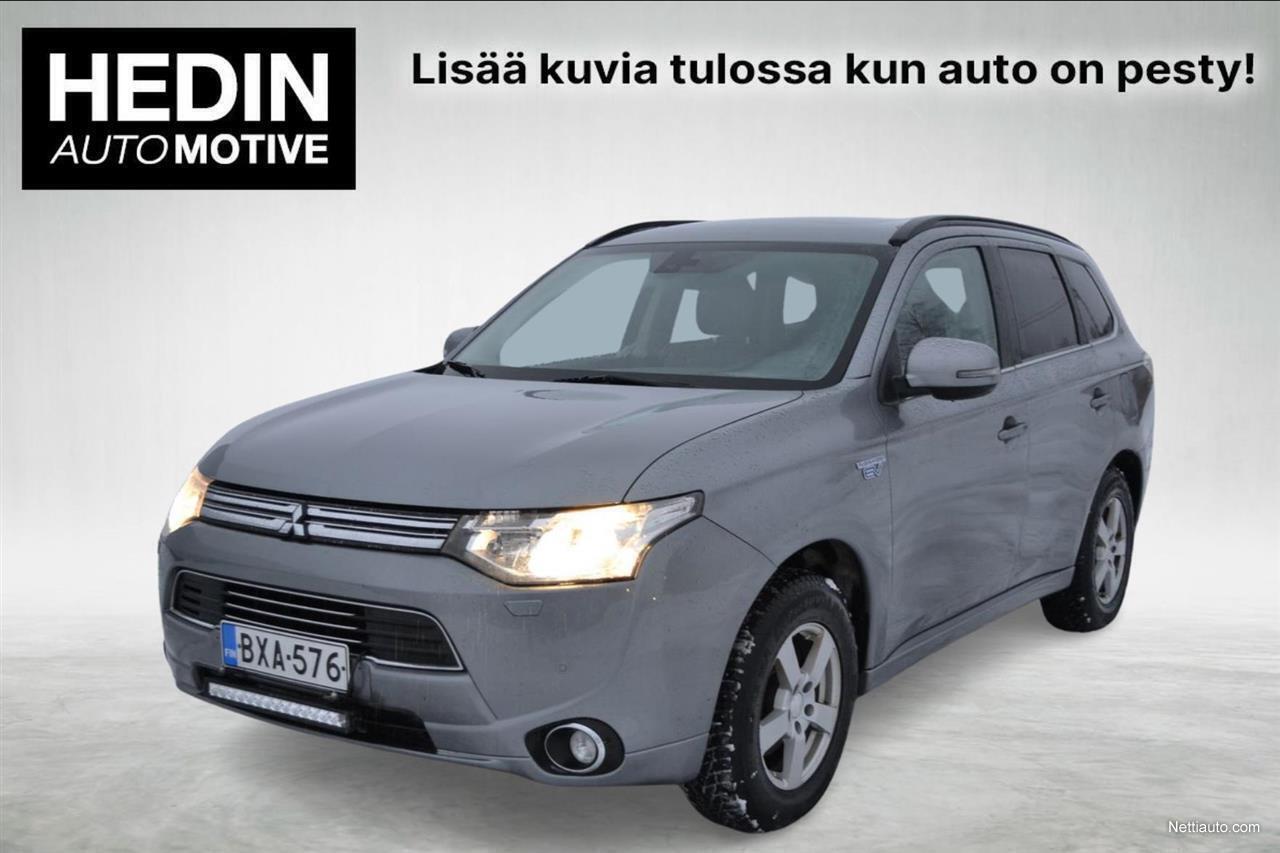 Mitsubishi Outlander PHEV Instyle Navi 4WD 5P // Koukku / Sähköpenkki ...
