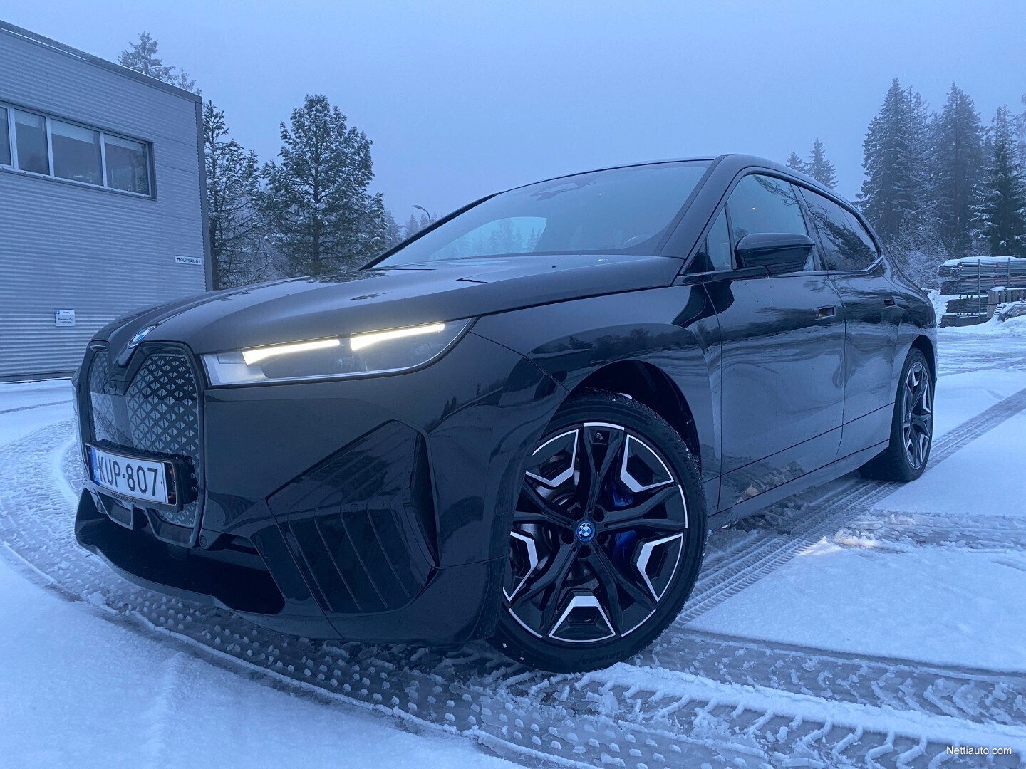 BMW iX xDrive50 Fully Charged - SPORT-PACK - AMIDO SUITE - SKY LOUNGE ...