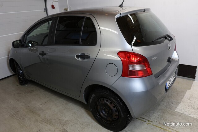 Toyota Yaris Toyota 4D Yaris MPV 1.0 HUOLLETTU JA KATSASTETTU ...