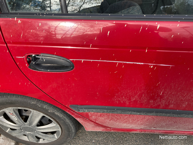 Toyota Avensis 1.6 4d Terra Porrasperä 1998 - Vaihtoauto - Nettiauto