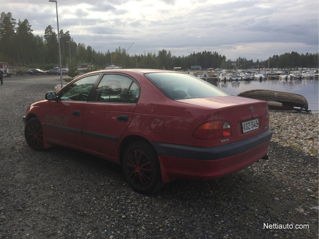 Toyota Avensis 1.6 4d Terra Porrasperä 1998 - Vaihtoauto - Nettiauto