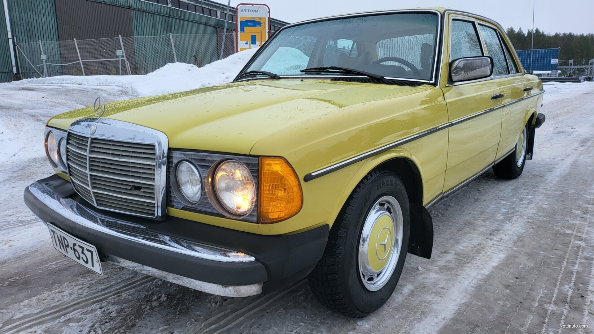 Mercedes-Benz 240 240d museorekisteröity vähän ajettu kunnon mersu ...