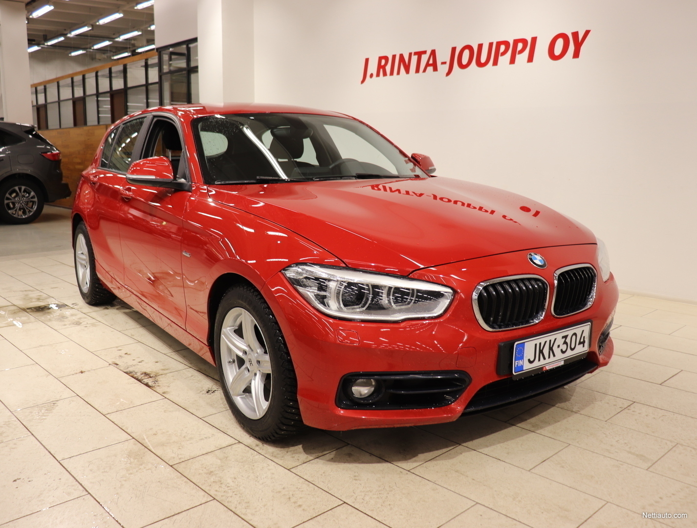 BMW 118 F20 Hatchback 118i A Business Sport - Led valot, Urheiluistuimet - J. autoturva ...