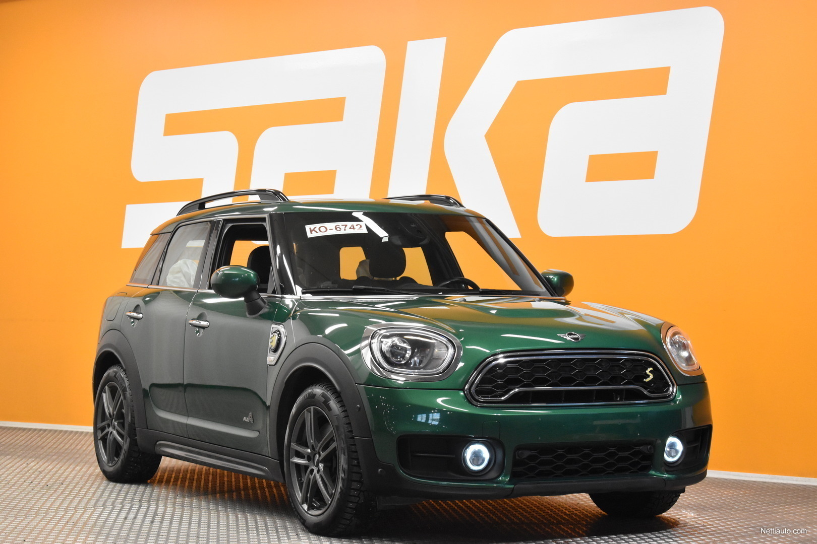 Mini Countryman Cooper SE ALL4 Essential ** ALV! / Navi / Vakkari ...