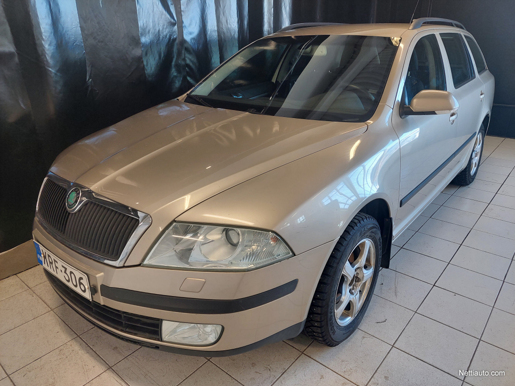 Skoda Octavia 1.6 ** Vakkari / Autom. ilmastointi / Xenonit / Suomi ...