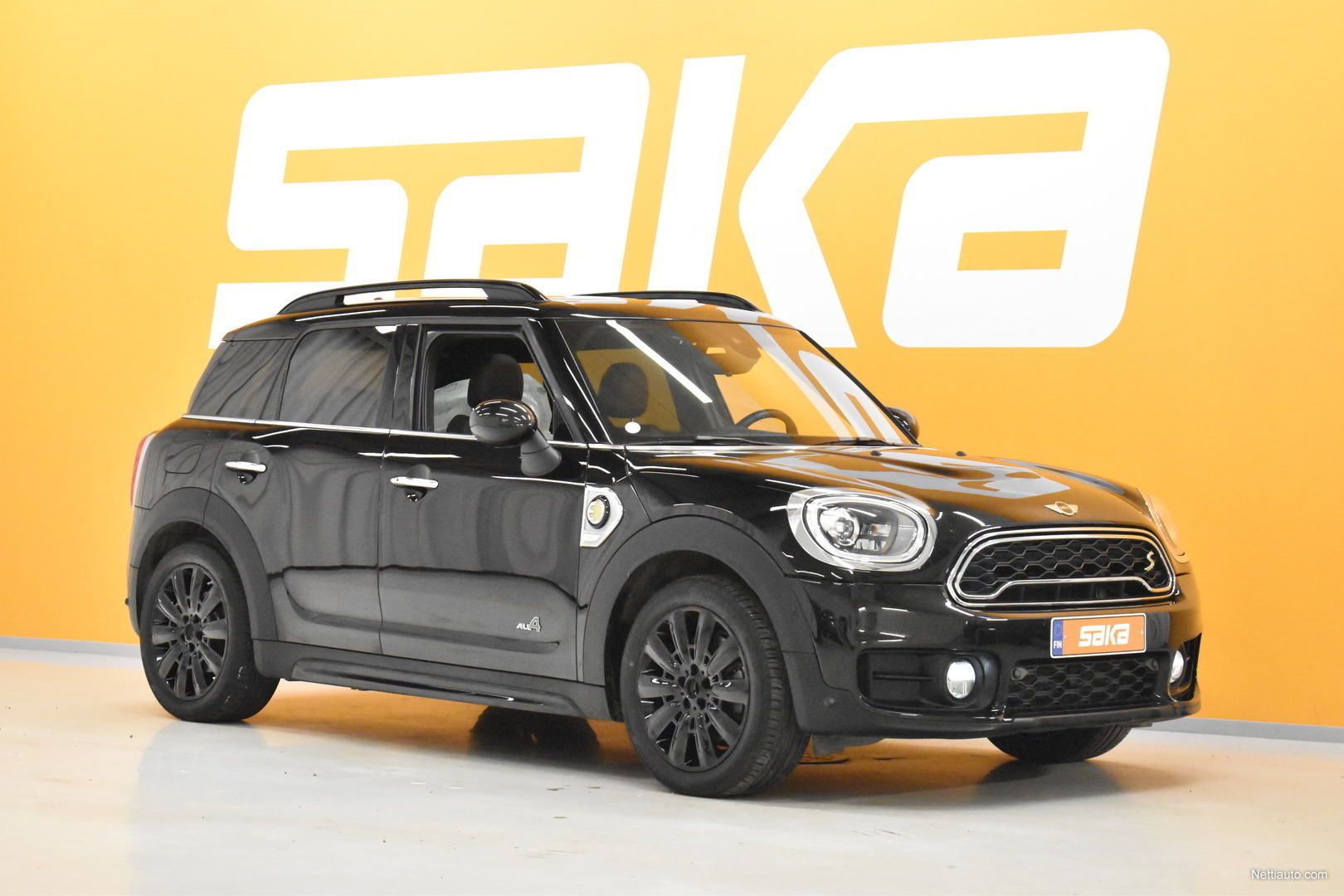 Mini Countryman Cooper SE ALL4 Essential ** Panorama / H&K / Prof. Navi ...